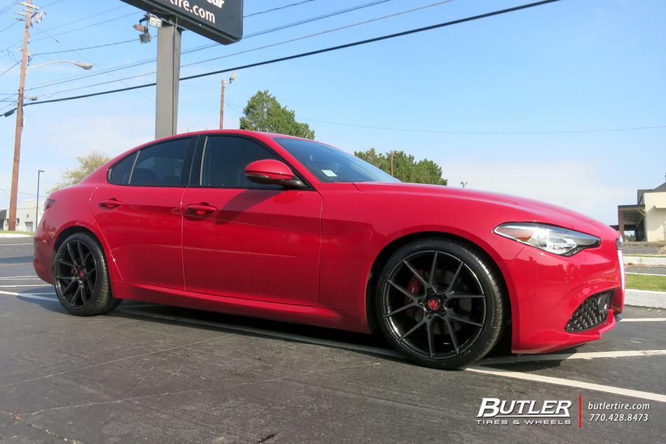 Alfa Romeo Giulia with 19in Savini BM14 Wheels exclusively from Butler ...