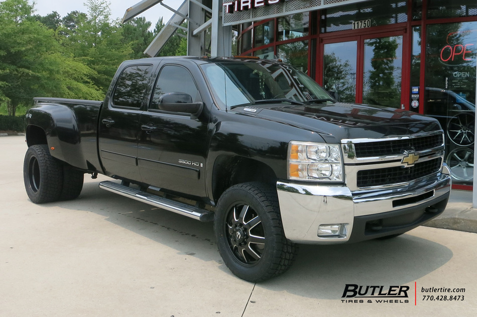 Chevrolet 3500HD Dually with 20in Fuel Maverick Wheels exclusively from ...