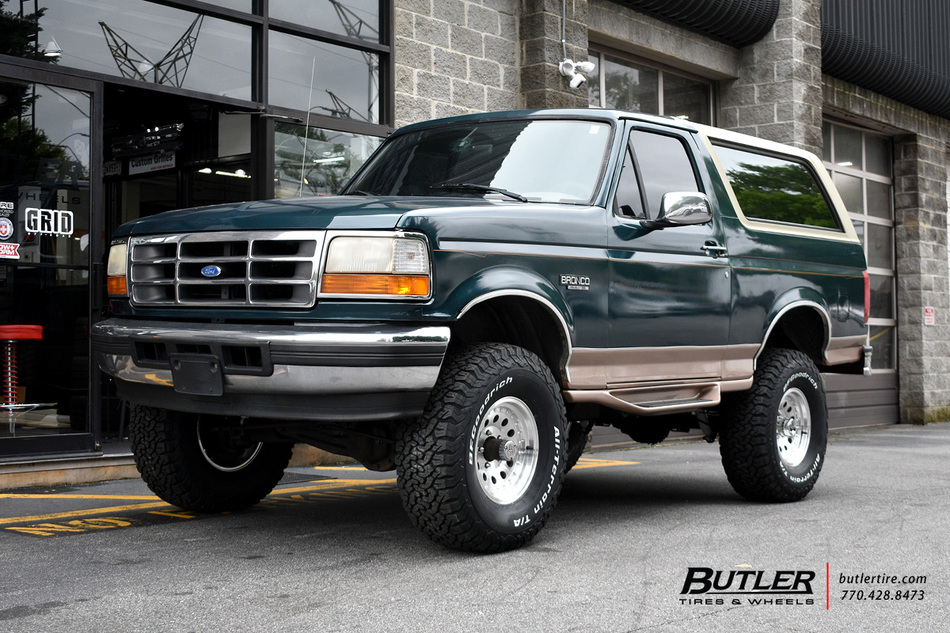 Ford Bronco with 17in American Racing Outlaw Wheels exclusively from ...