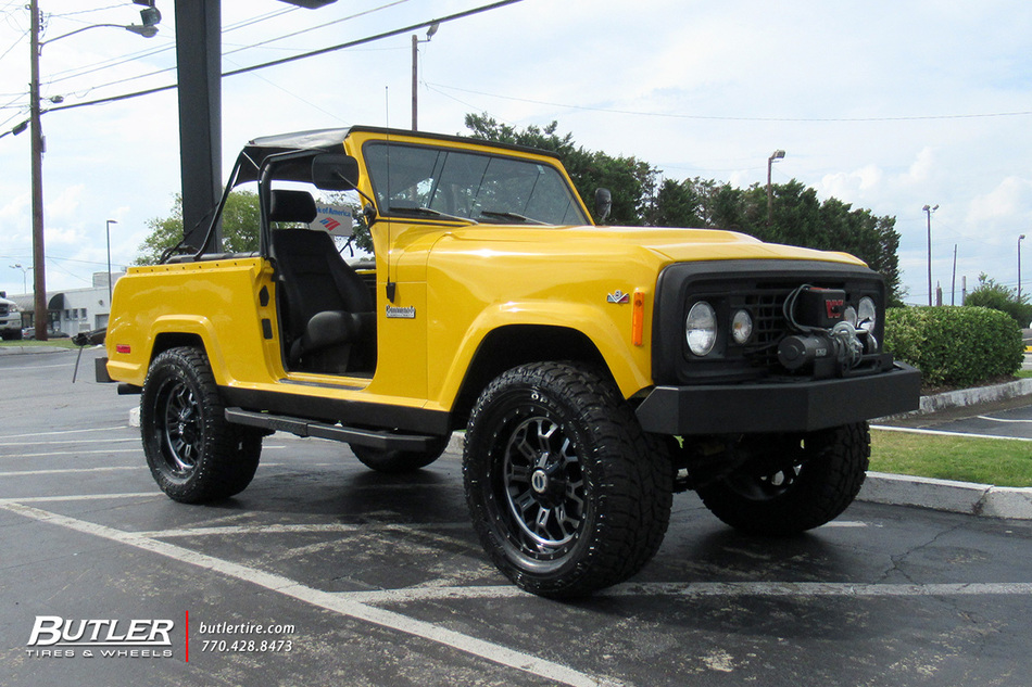 Jeep Commander with 20in Fuel Crush Wheels exclusively from Butler ...