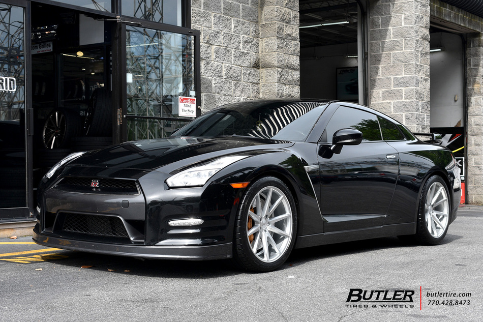 Nissan GTR with 20in Vossen VFS1 Wheels exclusively from Butler Tires ...