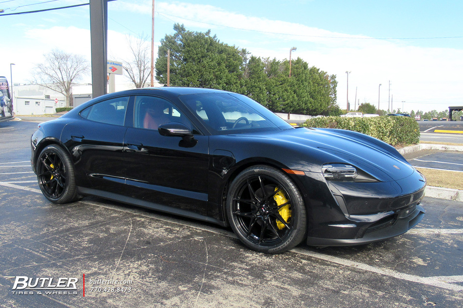 Porsche Taycan with 21in Savini SV-F5 Wheels exclusively from Butler ...