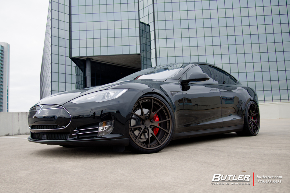 Tesla Model S with 22in Niche Stuttgart Wheels exclusively from Butler ...