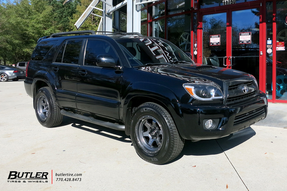 Toyota 4Runner with 17in Fuel Shok Wheels exclusively from Butler Tires ...