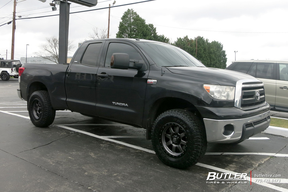 Toyota Tundra with 20in Fuel Trophy Wheels exclusively from Butler ...