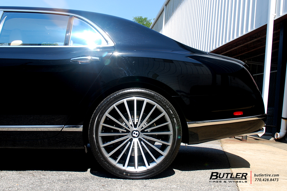Bentley Mulsanne with 22in Lexani LF Forged LF-722 Wheels - Trending at ...