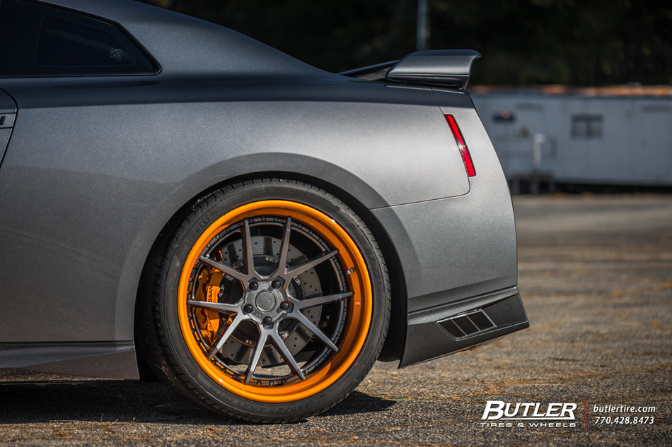 Nissan GT-R on Custom Savini BM14-L Wheels - Trending at Butler Tires ...