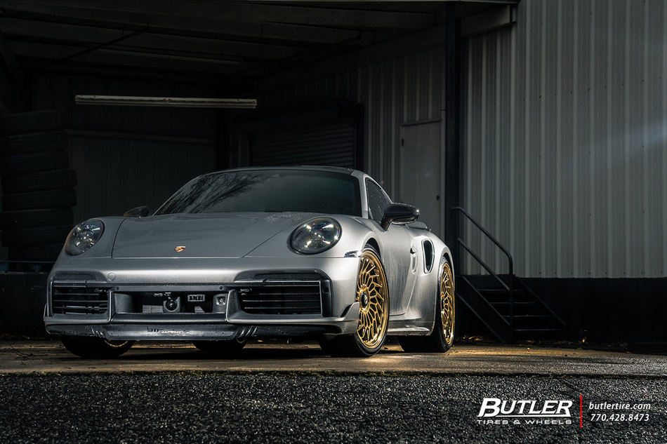2021 Porsche 992 Turbo S on custom Vossen ML-R2 Wheels Could be the New ...
