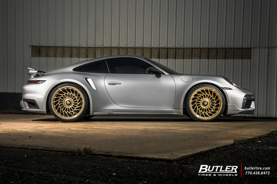 2021 Porsche 992 Turbo S on custom Vossen ML-R2 Wheels Could be the New ...