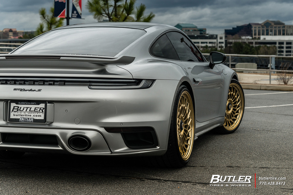 2021 Porsche 992 Turbo S on custom Vossen ML-R2 Wheels Could be the New ...