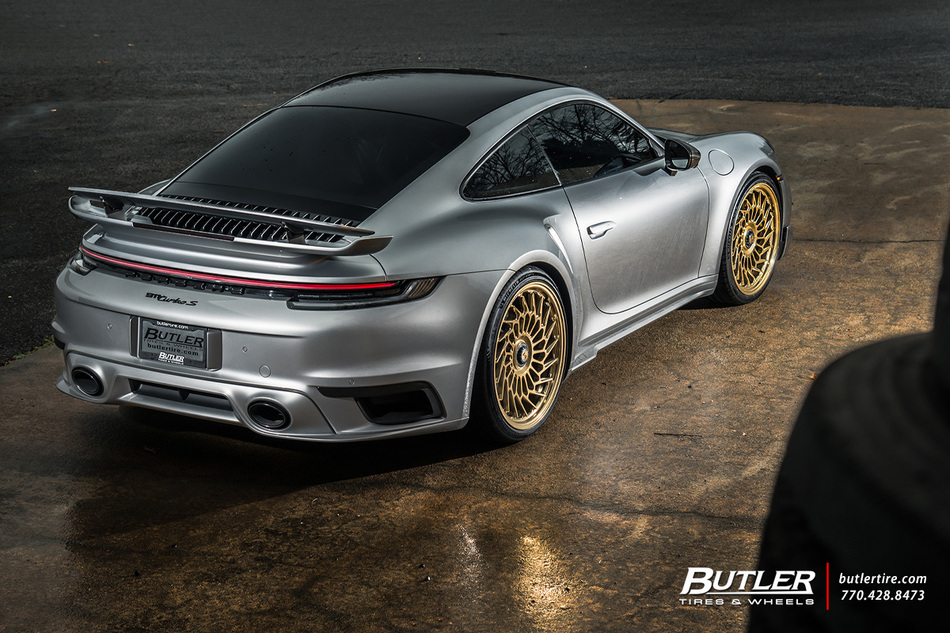 2021 Porsche 992 Turbo S on custom Vossen ML-R2 Wheels Could be the New ...