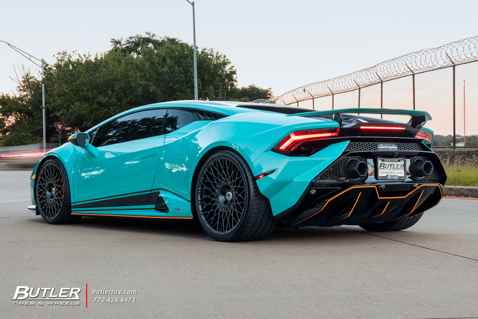Lowered Lamborghini Huracan Tecnica on custom HRE 501M Wheels - A ...